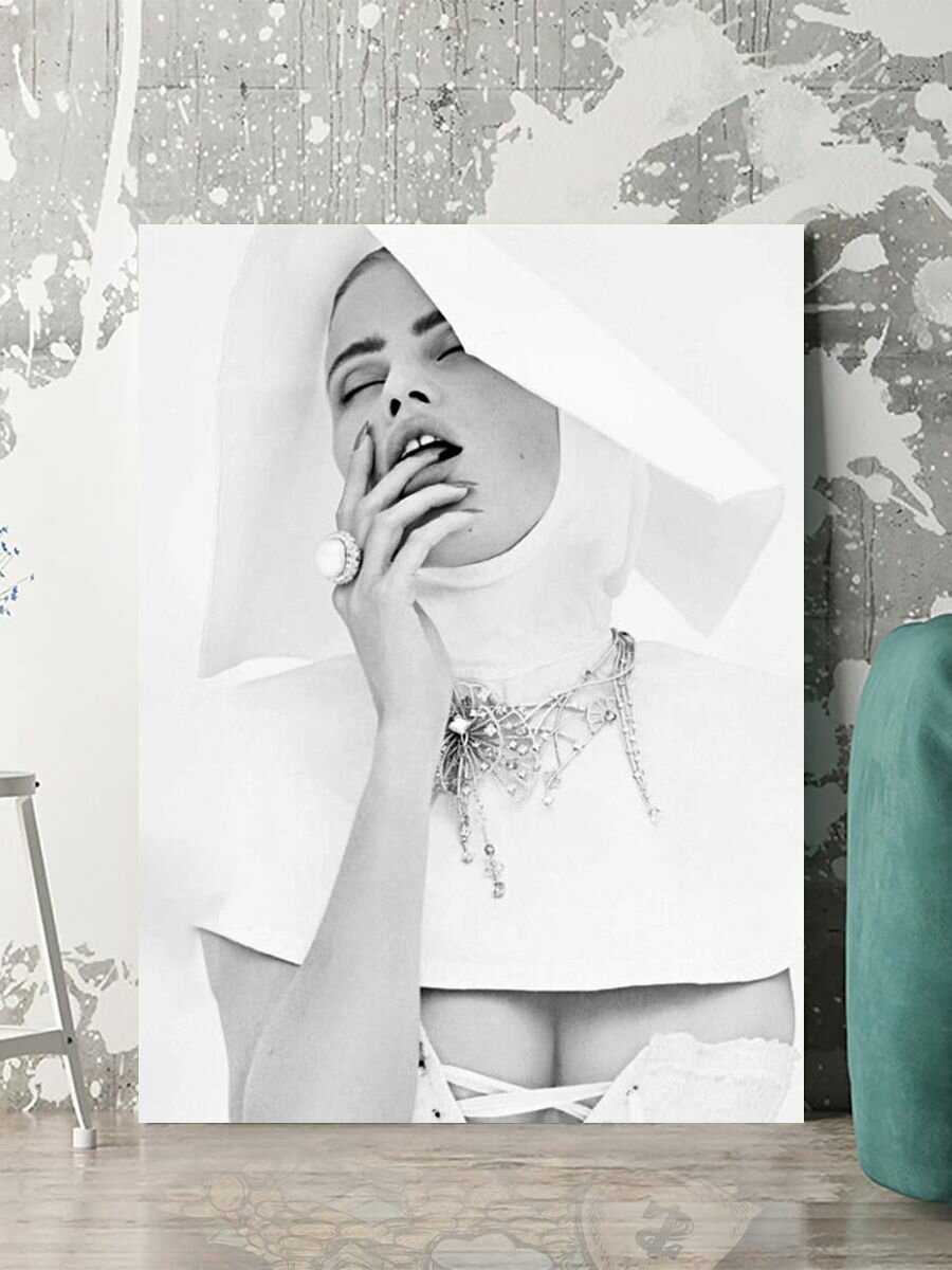 Картина интерьерная на стену - "Современное искусство, черно-белая эстетика, девушка", 50х70 см.