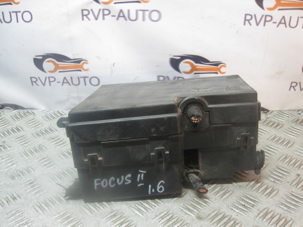 Блок предохранителей Ford Focus 2 2005-2008 3M5T14A067BC