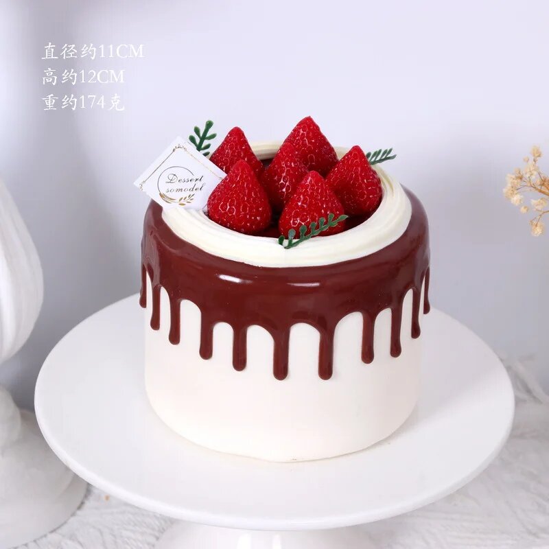 Искусственный торт из ПВХ 15