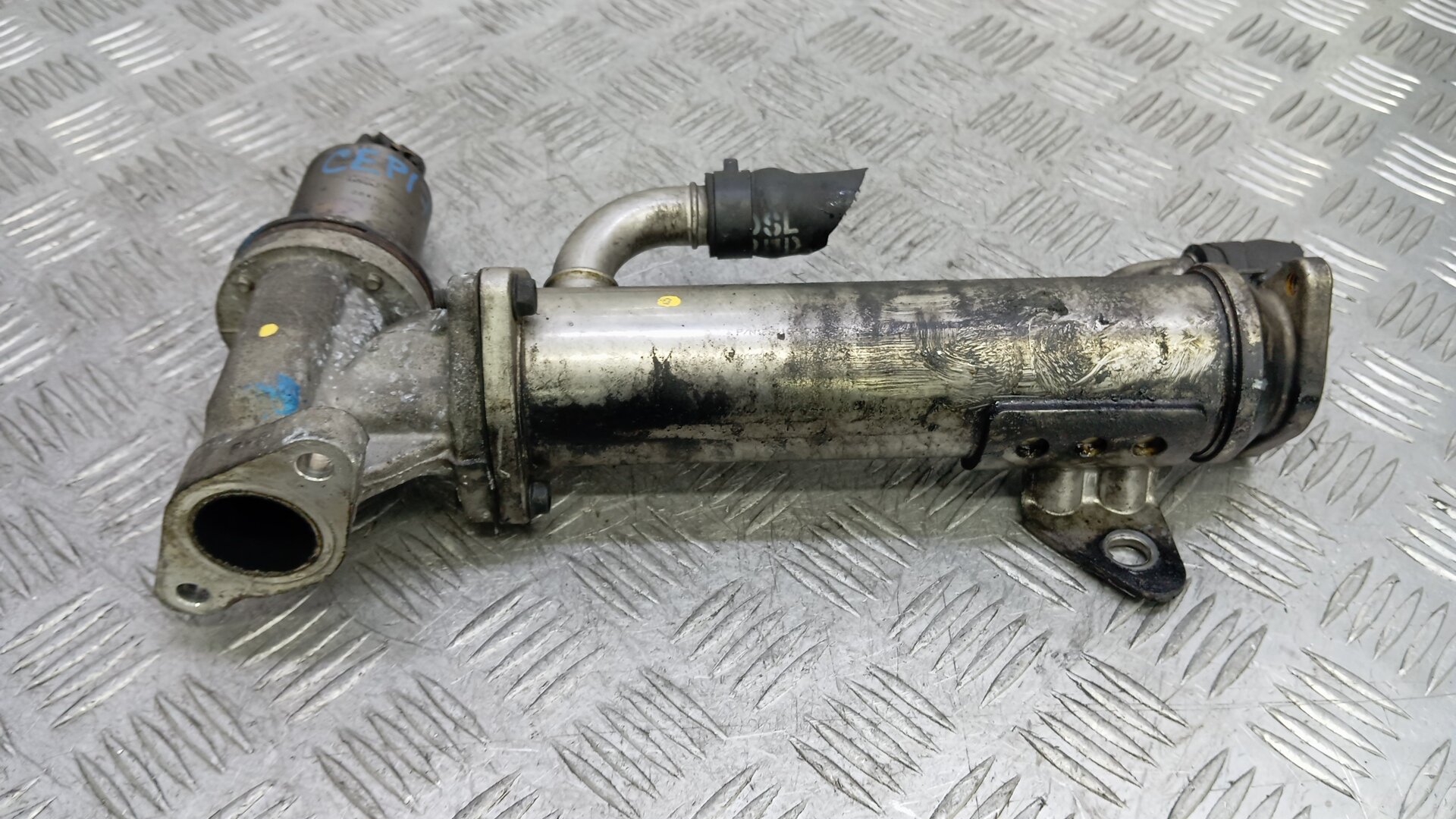 Клапан EGR дизельный HYUNDAI SANTA FE 2, Номер 2841027410, 2841627450