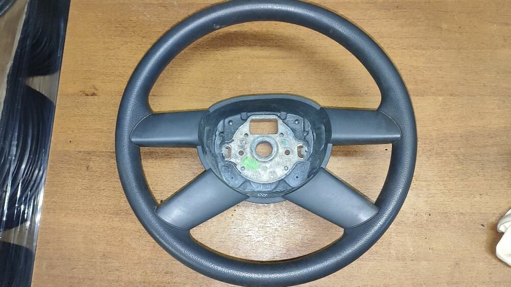 Рулевое колесо Volkswagen Passat B6 1K0419091