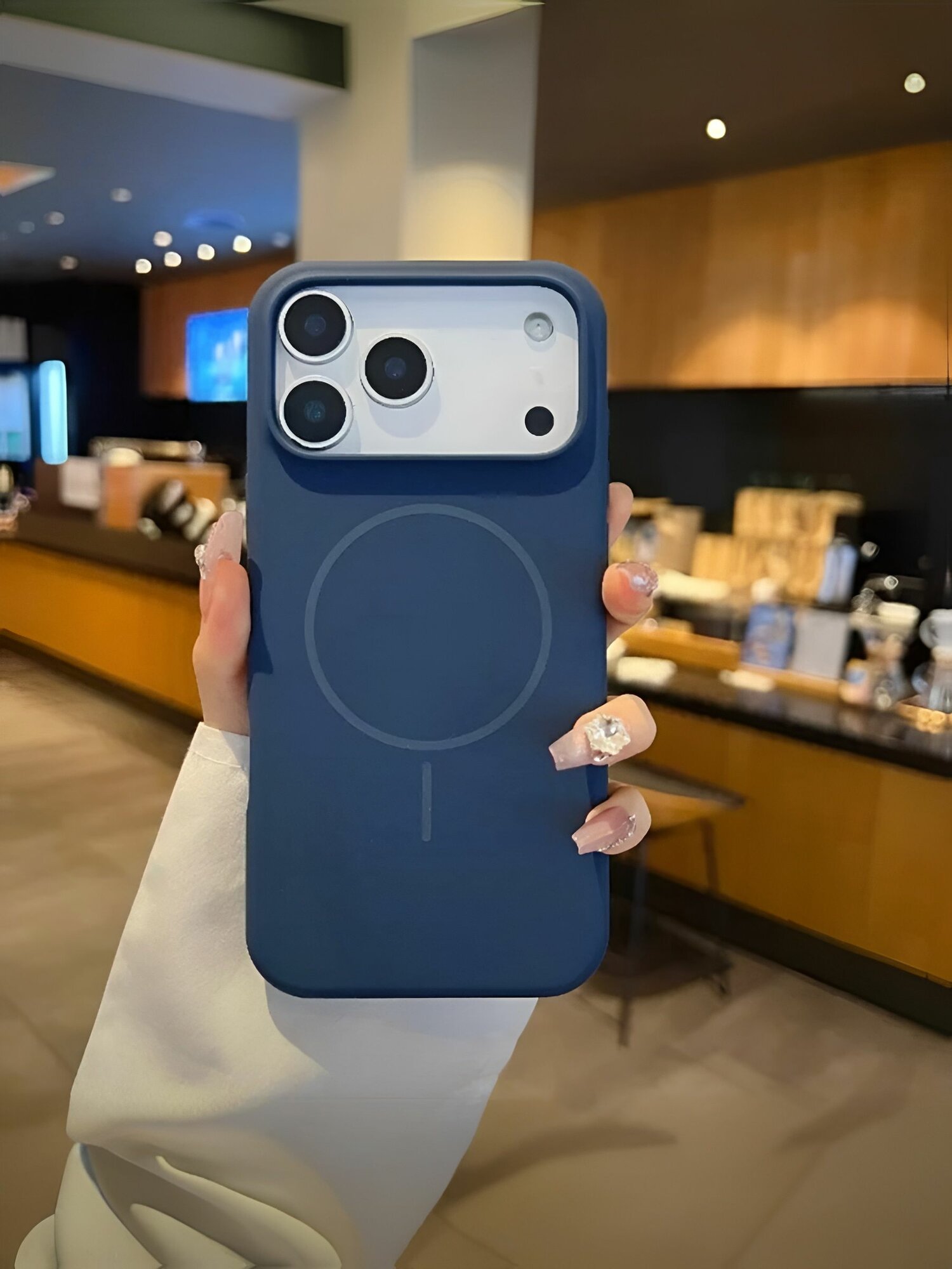 Чехол на IPhone 17 Pro Max, силиконовый, тонкий, с защитой камеры, с Magsafe, матовый, противоударный