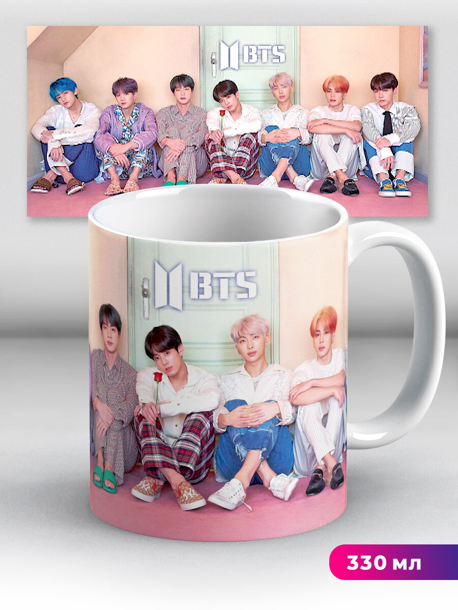 Кружка 5 сидят у двери