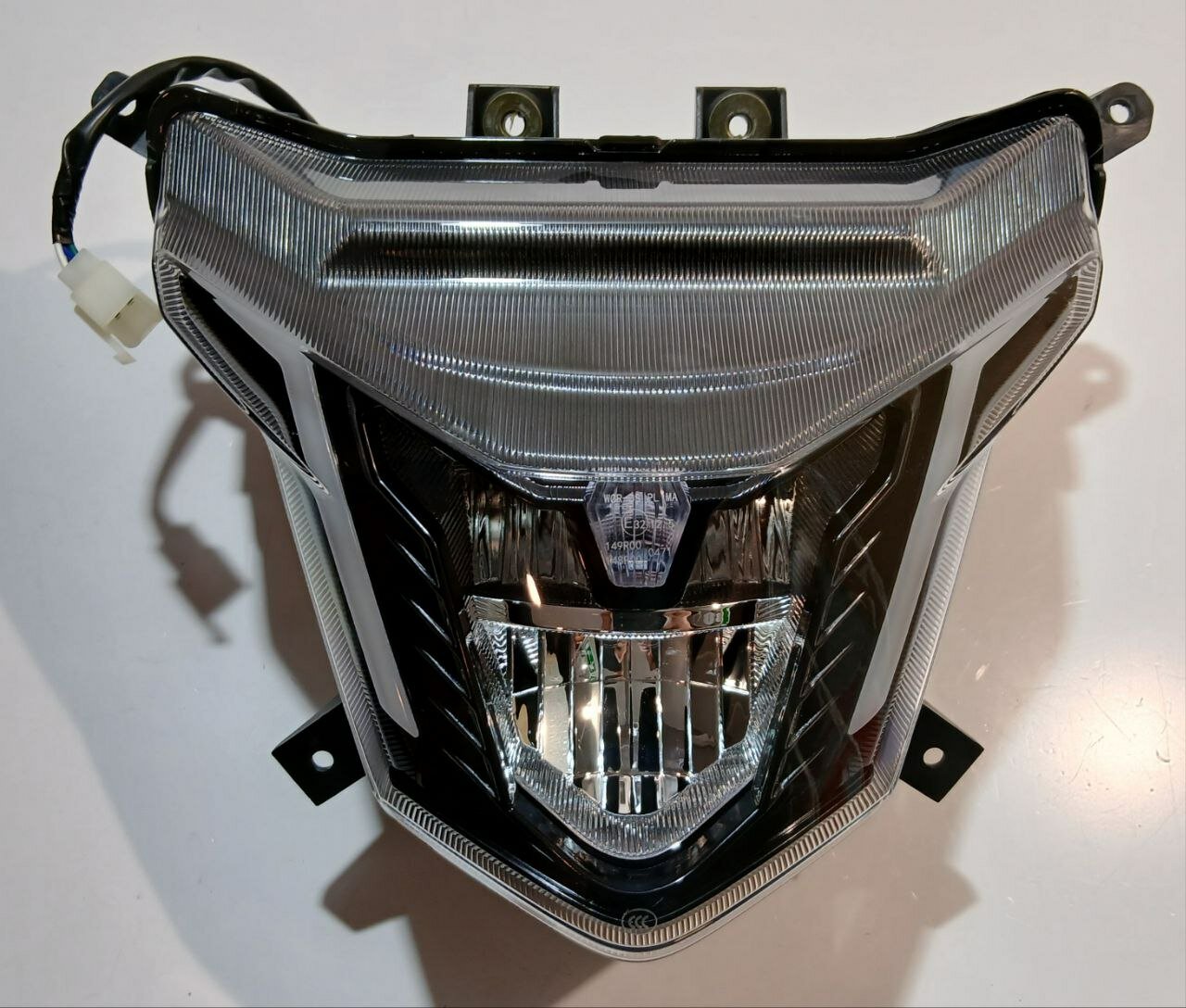 Фара передняя ADV 300 GARET