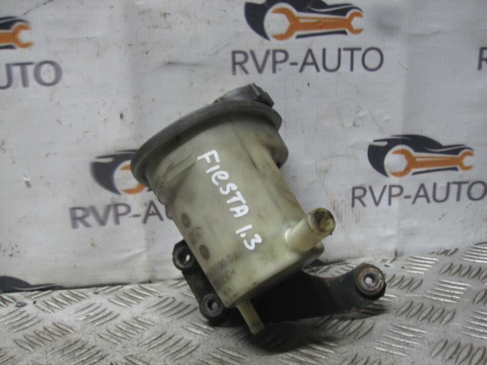 Бачок гидроусилителя Ford Fiesta 1995-2001 96FB3R700DA