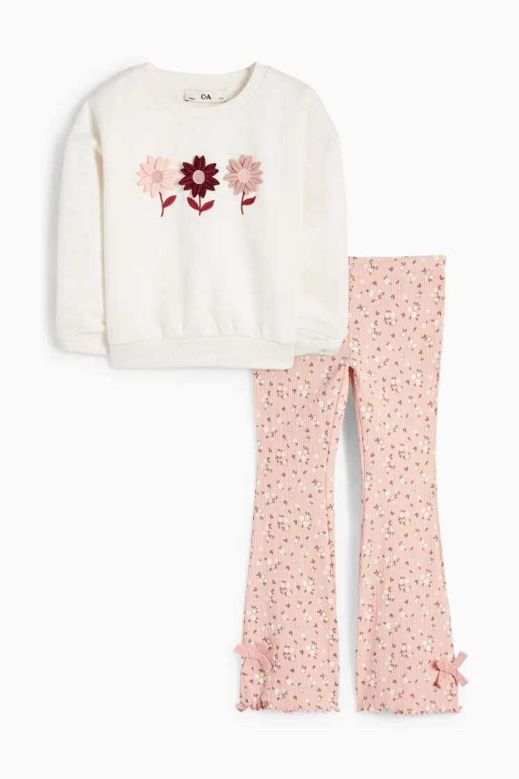 Комплект одежды