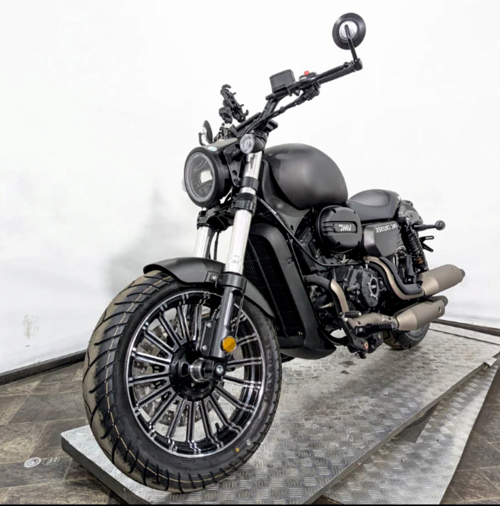 Мотоцикл VMC CRUISER 407см3 серия T4000, инжектор (Matt Black)