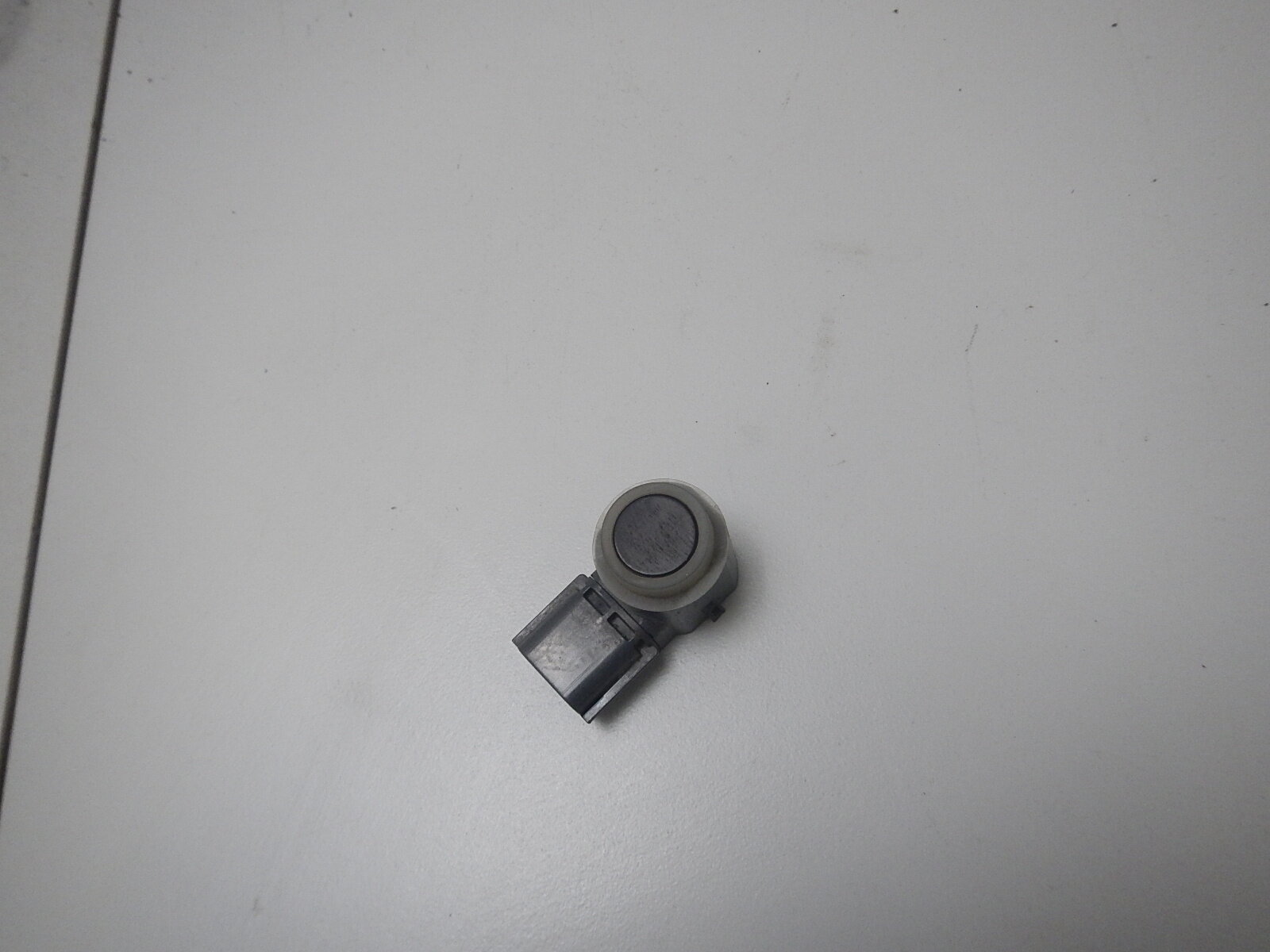 Б/У Датчик парковки, Nissan (Ниссан)-X-TRAIL (T32) (14-) NISSAN X-TRAIL (T32) (14-) Царапины. 623029 NISSAN арт. 284384BA0B