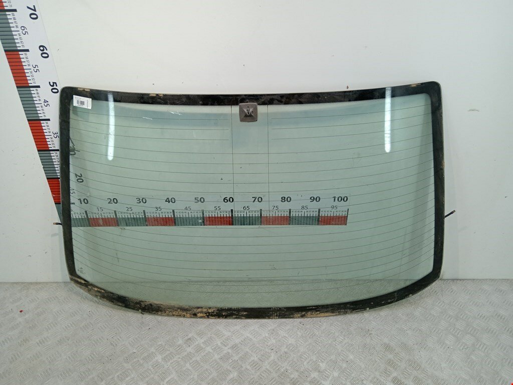 Стекло заднее BMW 5-Series (E34) 51318181395 арт. 2240355