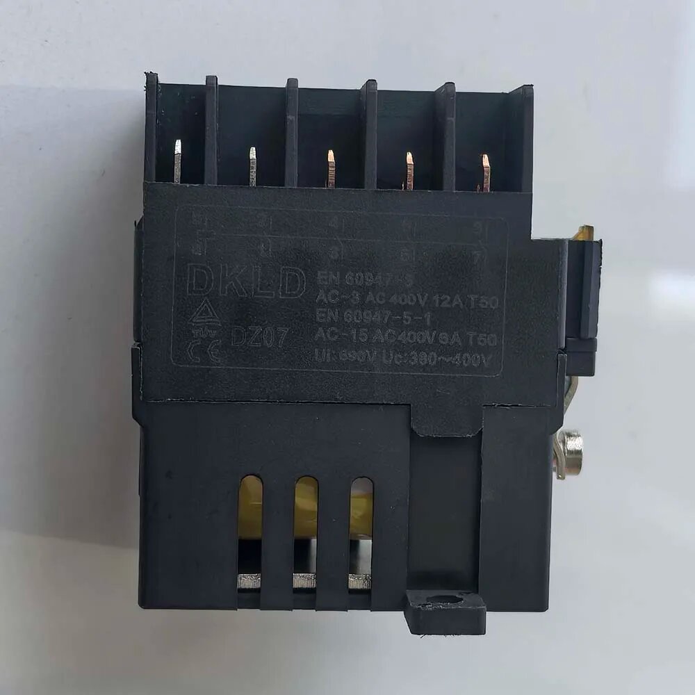 DKLD DZ07 10-контактное электрическое реле AC400V 12A Электромагнитный переключатель 4НО с функцией защиты от сбоя питания и пониженного напряжения