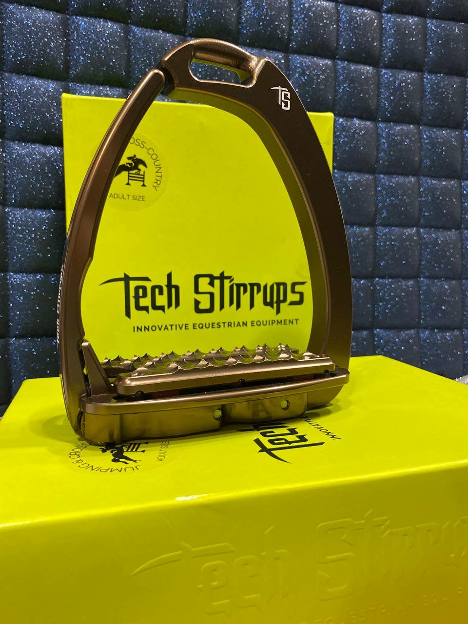 Безопасные стремена Techstirrup Evo + Jumping, цвет коричневый, в комплект входят 2 шт.