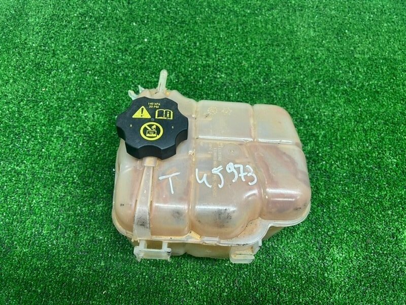 Бачок расширительный Opel Astra J хэтчбек A14XER 13393368