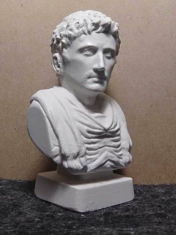 Бюст Август Октавиан в праздничном одеянии из камня BA397 на цоколе. 70мм. Белый
