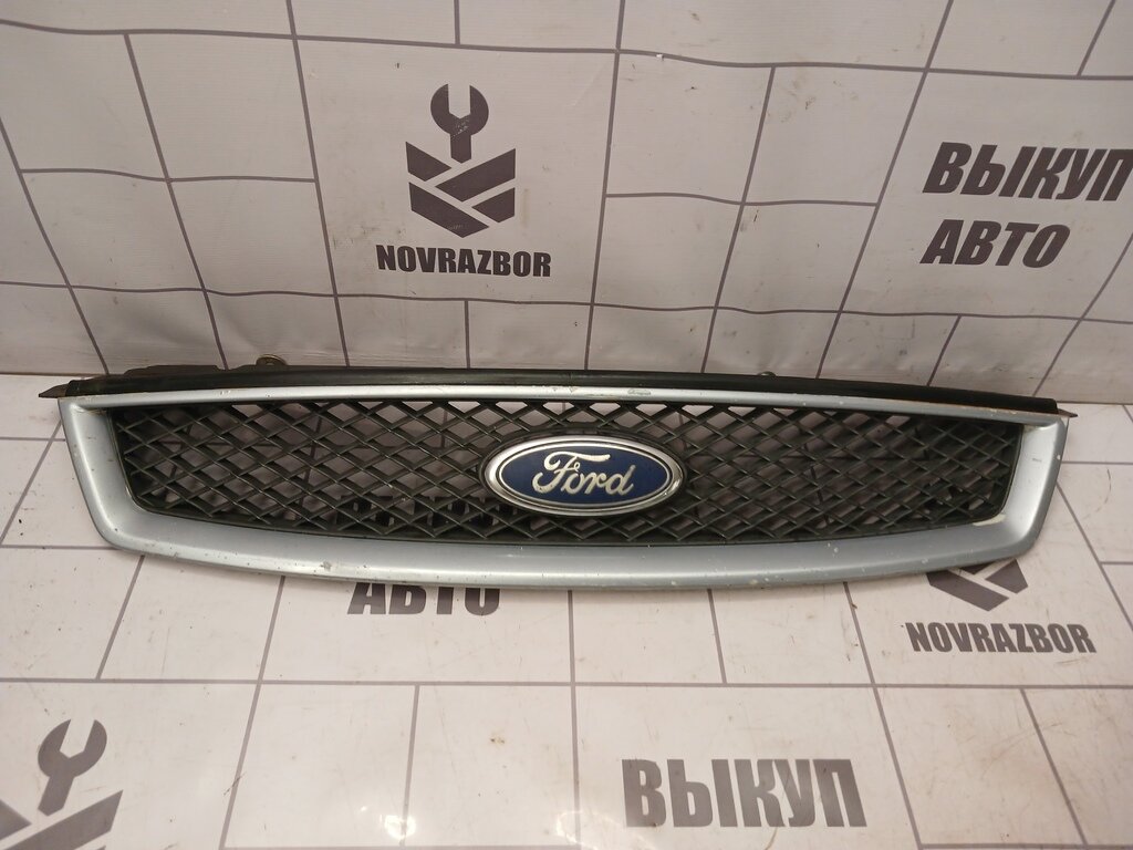 Решетка радиатора Ford Focus 2 05-08