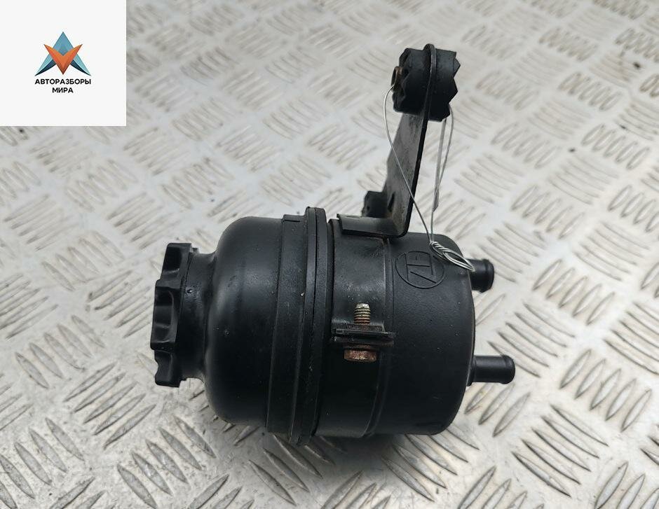 Бачок гидроусилителя BMW 3 E36 рест. 1997