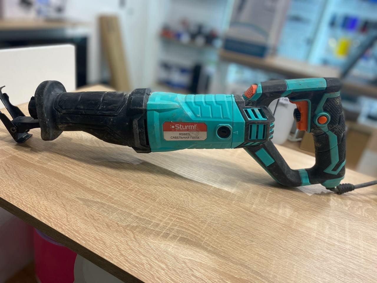 Пила сабельная Sturm RS8815