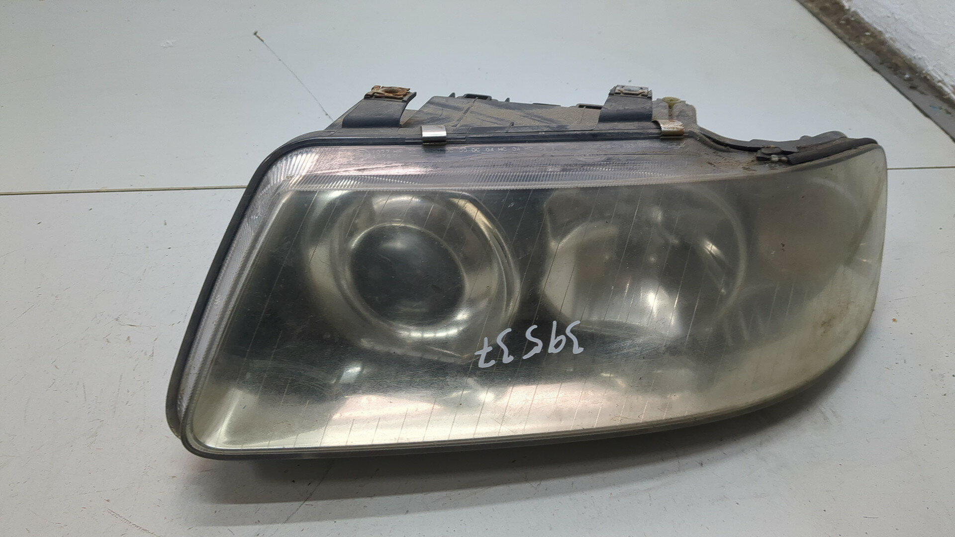 Фара (передняя) левая Audi A3 (8L) Б/У