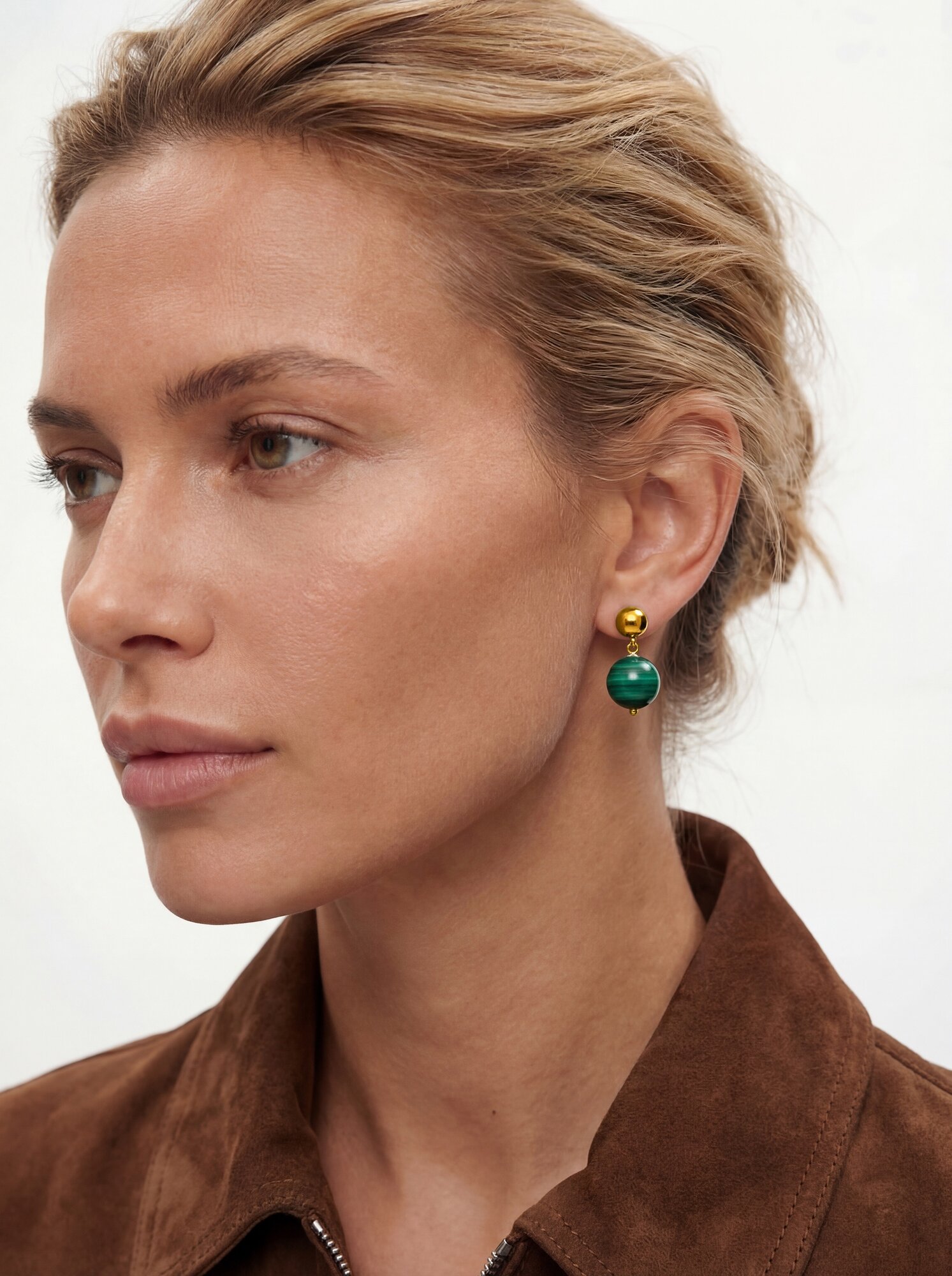 Серьги LU Jewel, малахит, размер 8 мм, золотой, зеленый