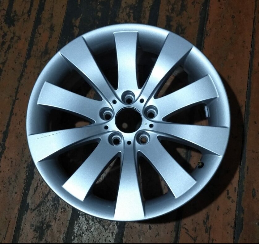 Диск литой R-18 оригинальный BMW 7 серия 5, 2008-2015г. 8JxR18., 5x120., ET-30., DIA-72,6.