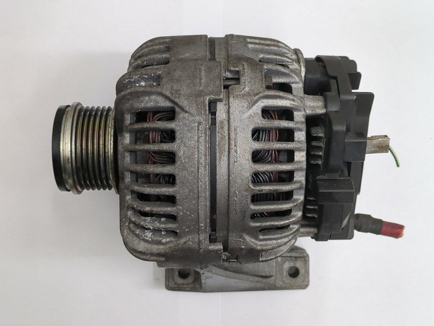 Генератор Volvo XC70 Б/У