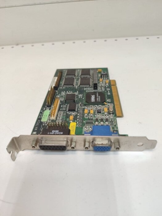Видеокарта Matrox MGA-Myst/4 BN PCI 664-00