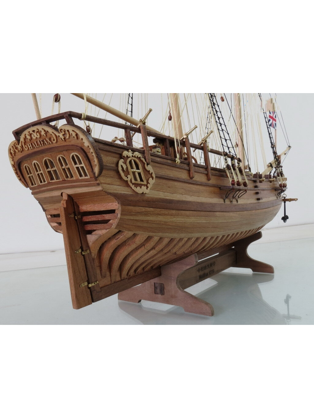Сборная модель корабля парусника Halifax в адмиралтейском стиле, М.1:50