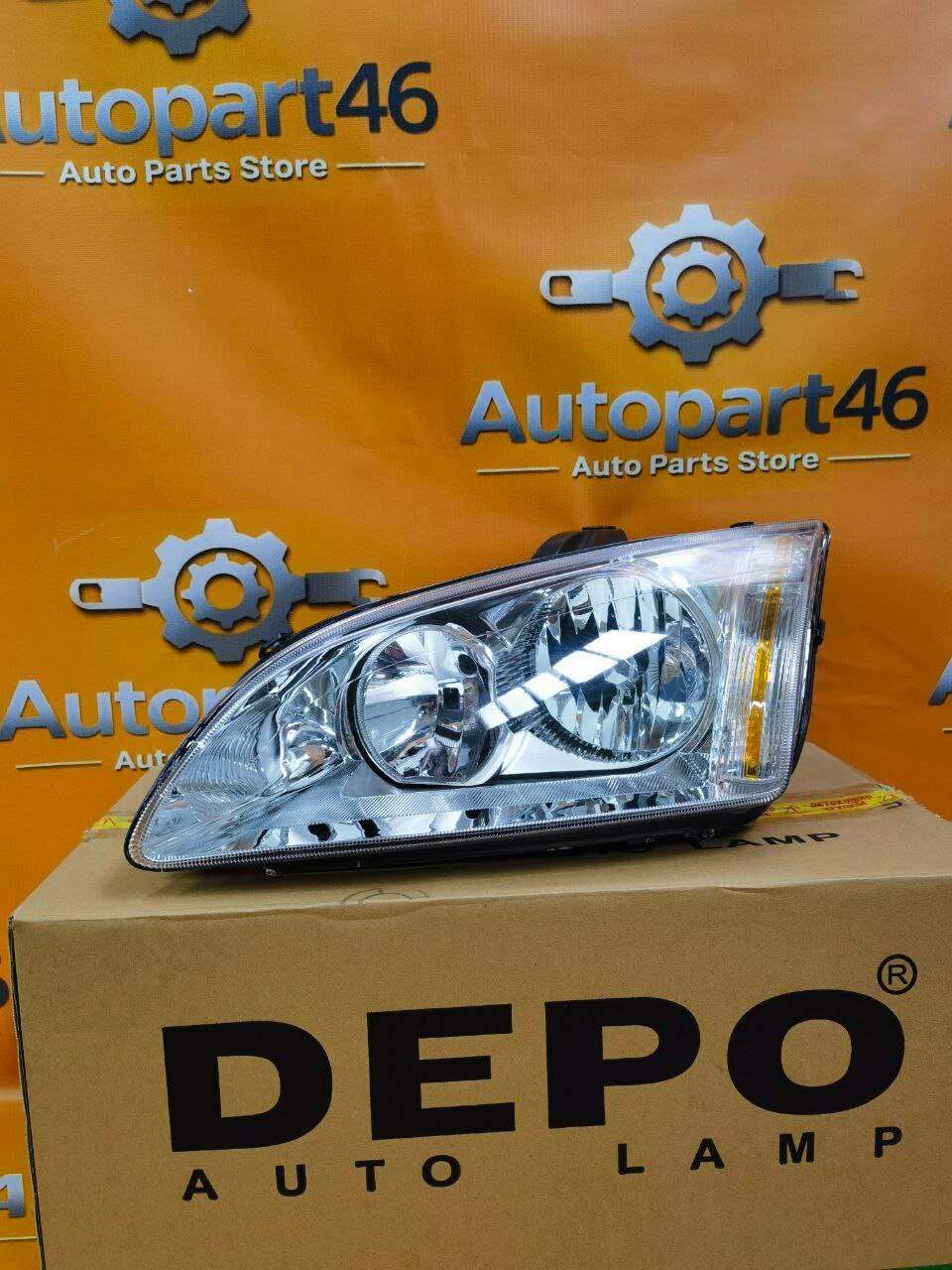 Левая фара Форд Фокус 2 FORD FOCUS II хром с 2005 по 2008 год DEPO отличное качество