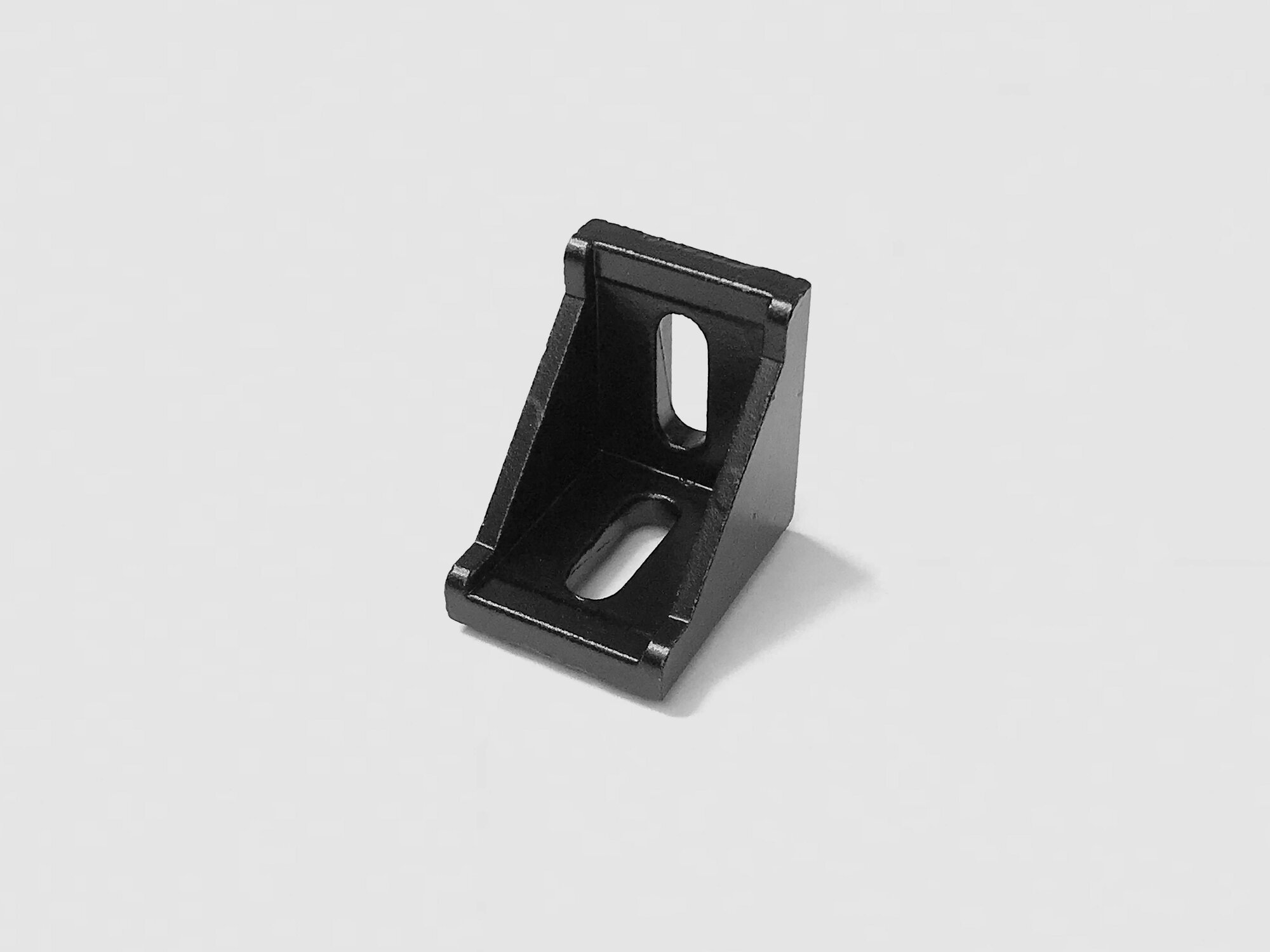 Угловой алюминиевый соединитель 30х30 (черный), паз 8, A991 / 3 шт / соберизавод