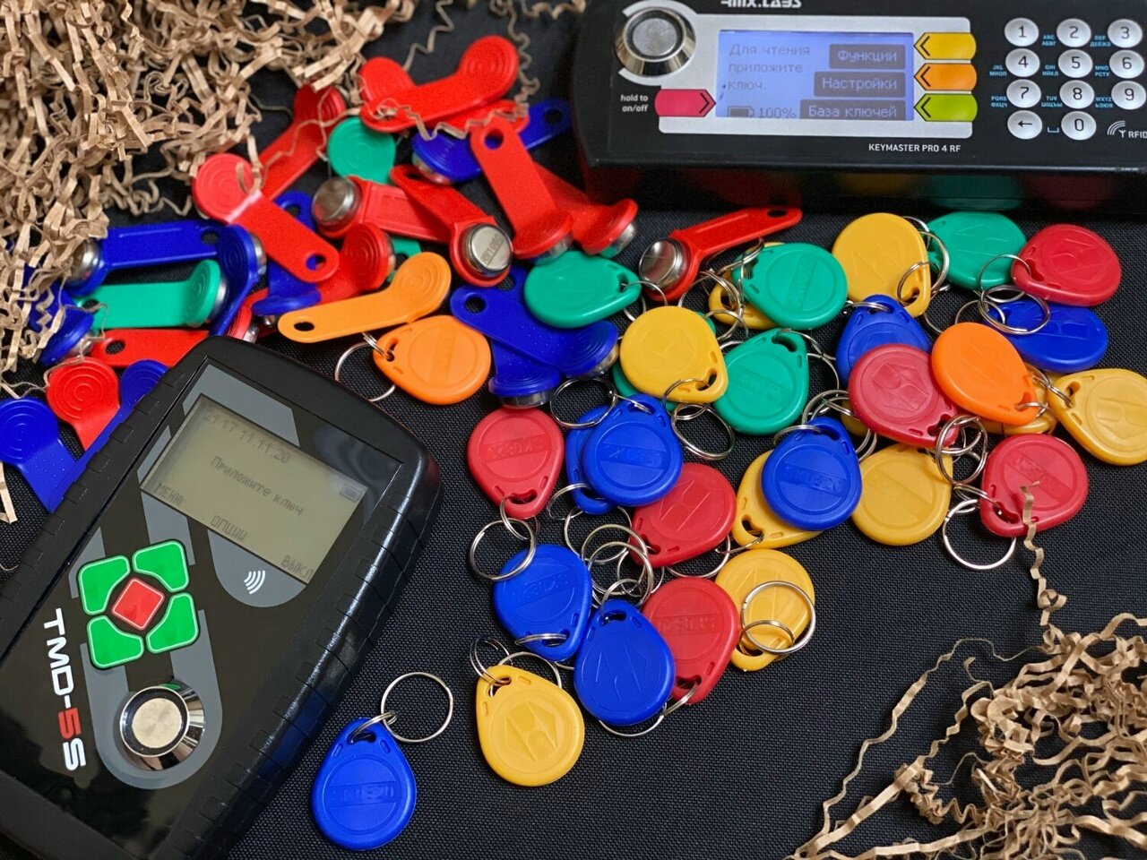 Комплект универсальных ключей для домофонов ELTIS