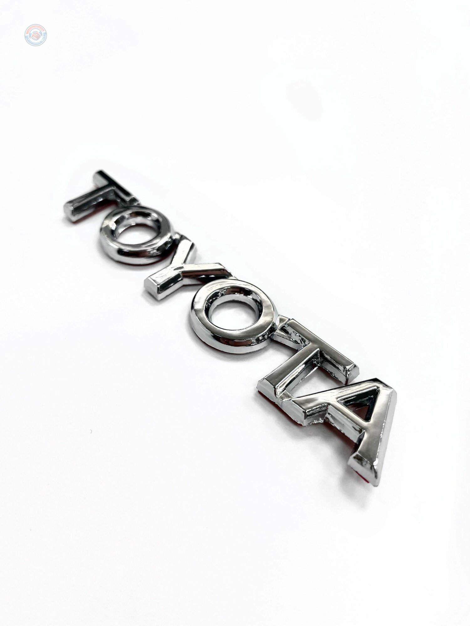 Шильдик "Toyota" хром для багажника, эмблема на заднее крыло, лейба 10 см, стильный аксессуар для авто