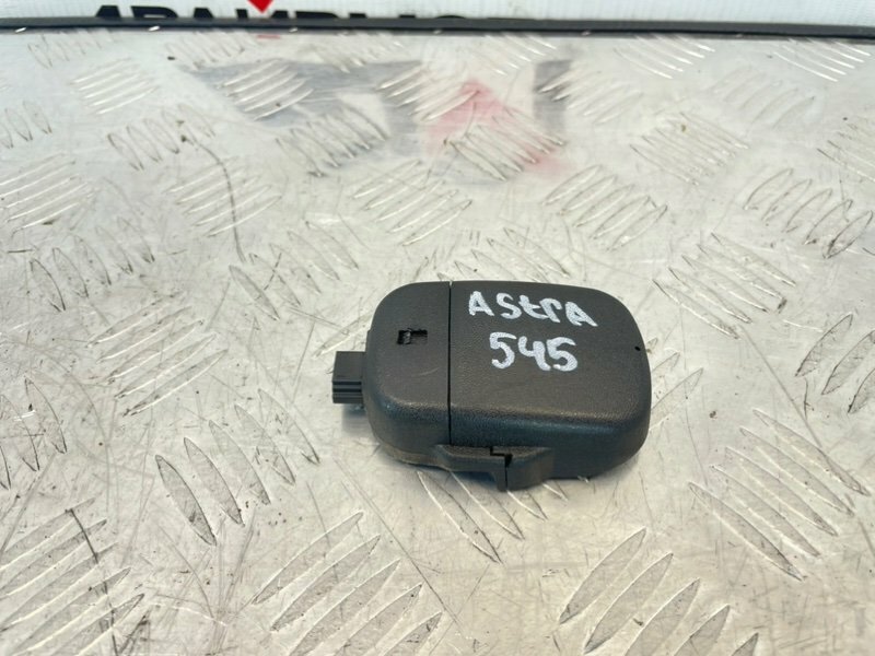 Б/У датчик дождя Opel Astra 2011 P10 A16XER 64917 GENERAL MOTORS арт. 13311618