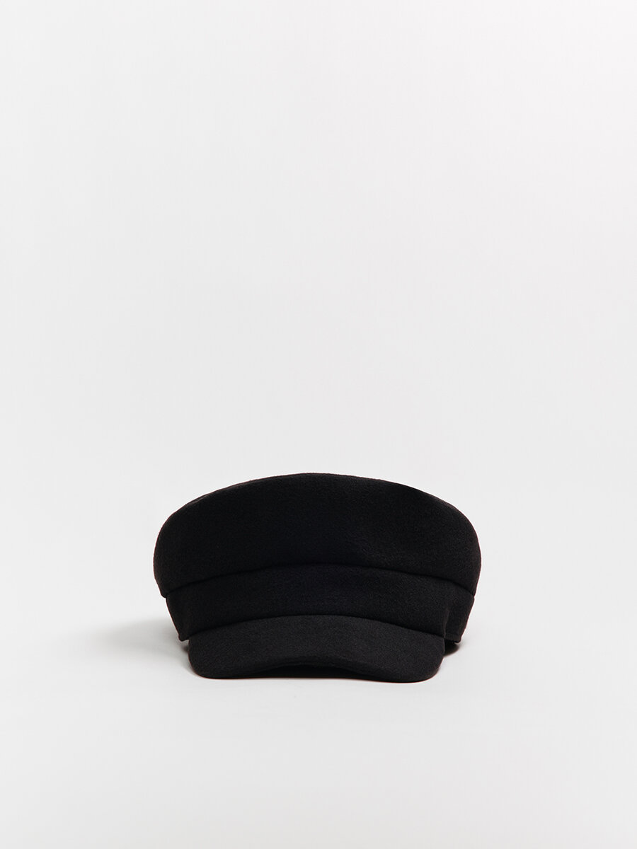 Кепка для женщин