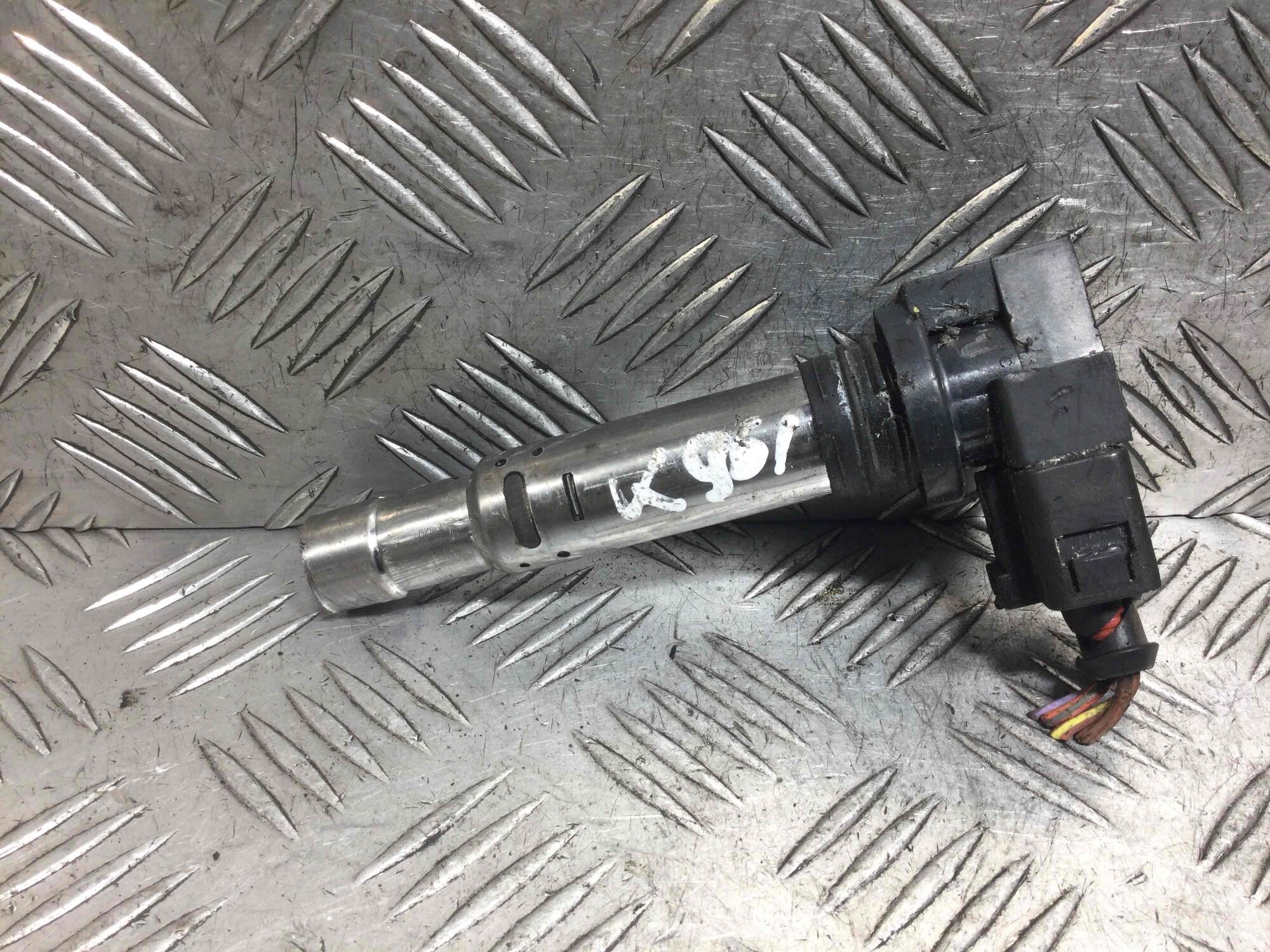 Б/У Катушка зажигания Volkswagen Touran 1 поколение [рестайлинг] (2006-2010) 2007 г.