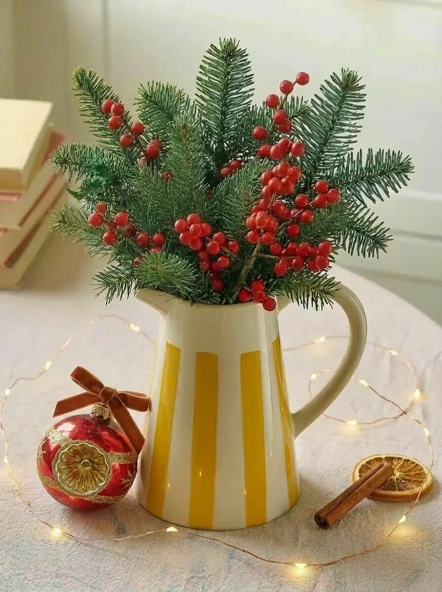 Ваза интерьерная для цветов и сухоцветов керамическая, кувшин с ручкой высота 18,5 см