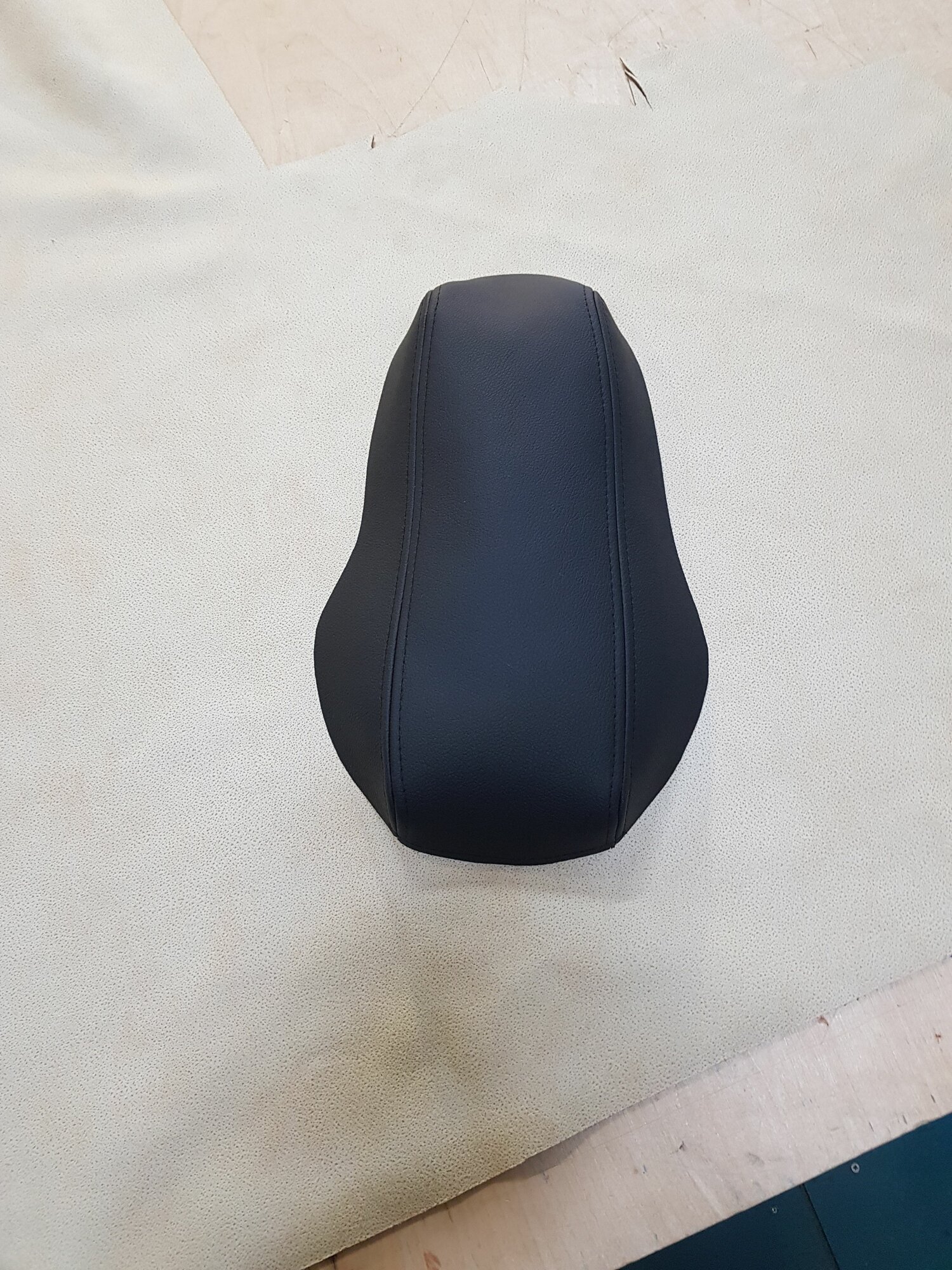 Чехол на подлокотник Honda Civic 5d