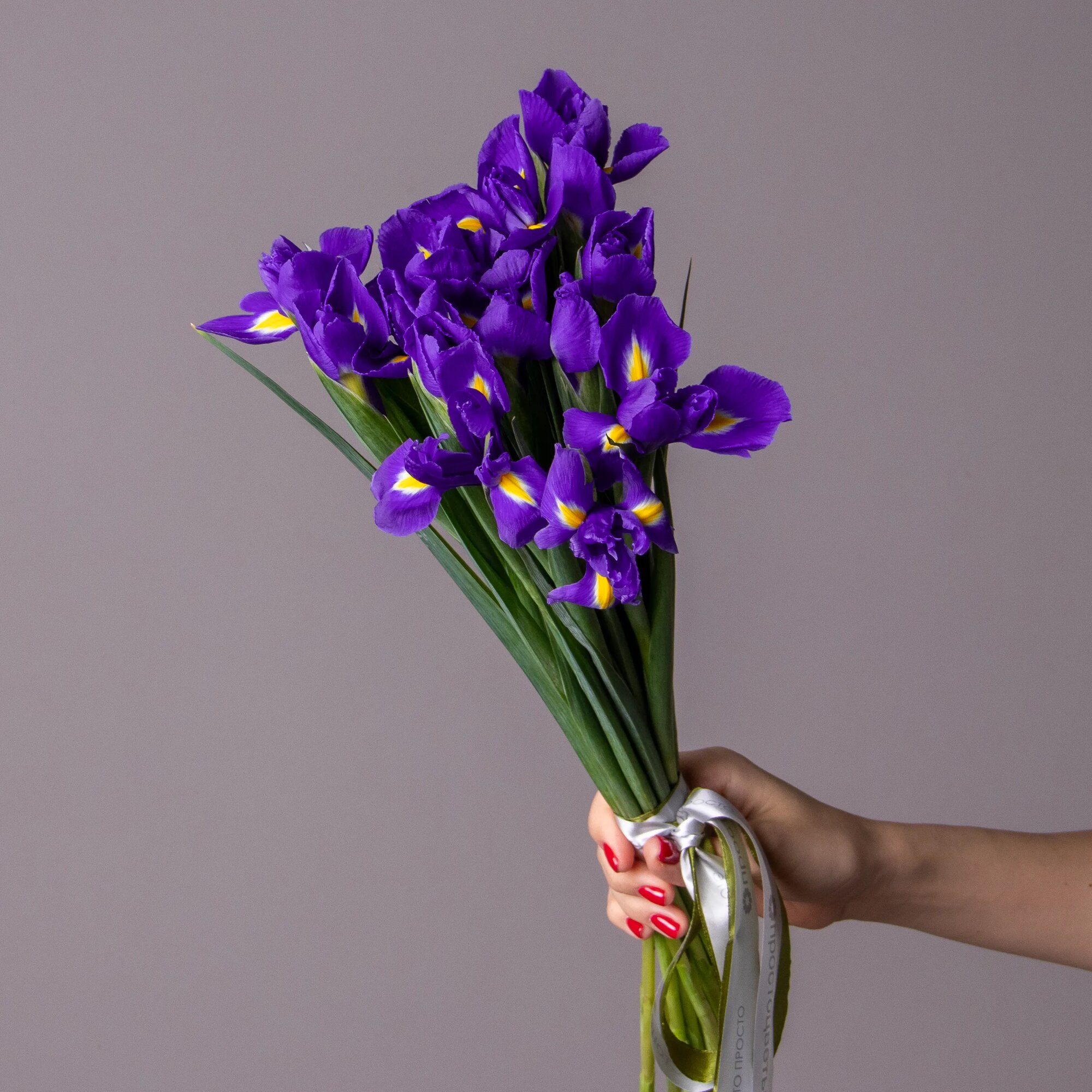 Букет Ирис "Блу Мэджик" 15 шт Высота 60 см под ленту от "Простоцветы"