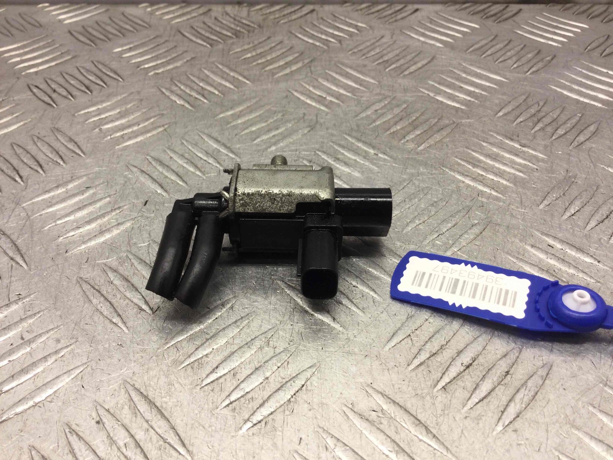 Б/У Клапан электромагнитный Ford Focus 2 поколение (2005-2008) 2008 г.