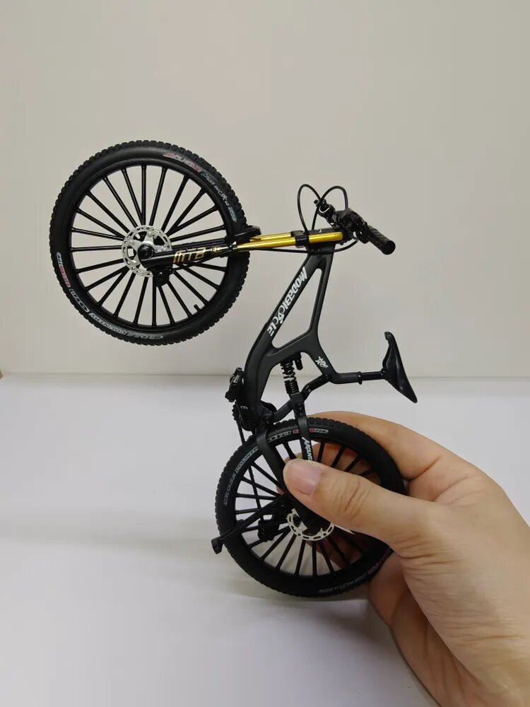 Модельный велосипед из сплава Игрушечные подарки для мальчика (1: 8)