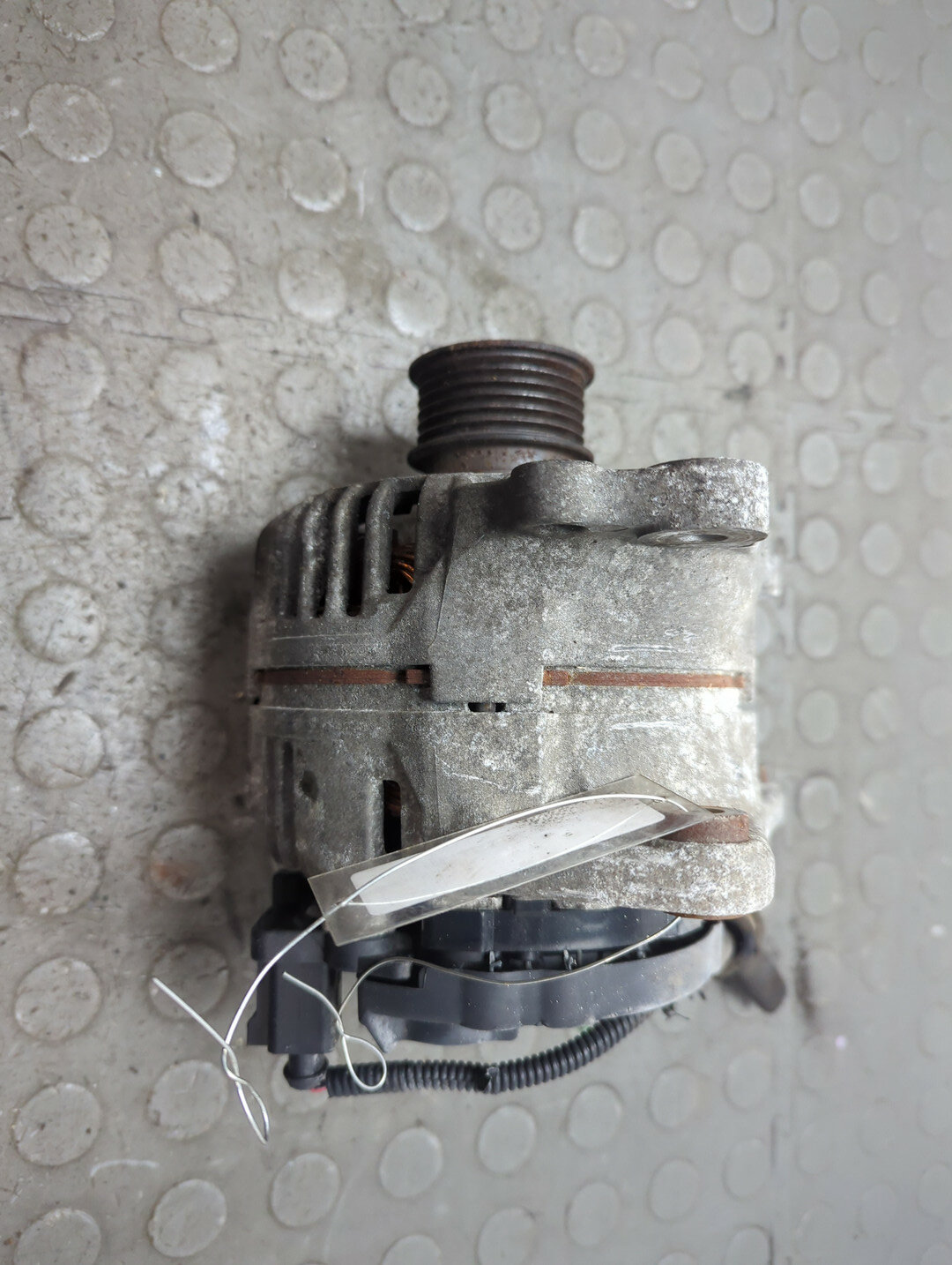 Генератор Seat Ibiza 2 Б/У