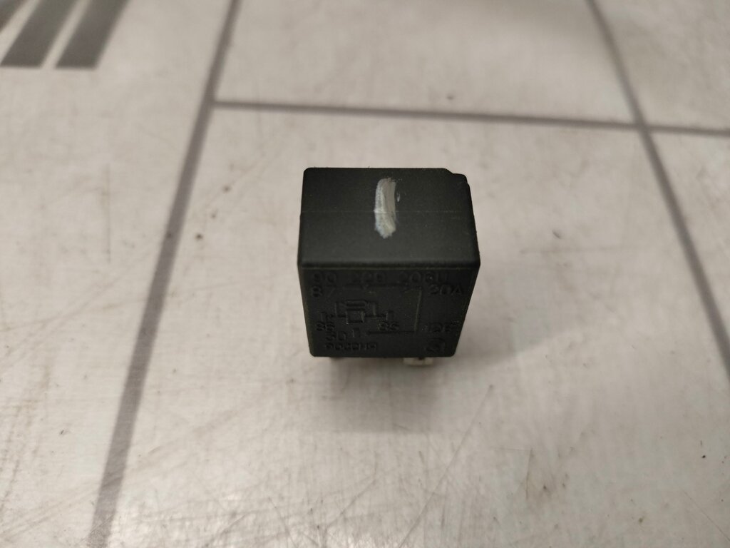 Реле Daewoo Nexia 95-16