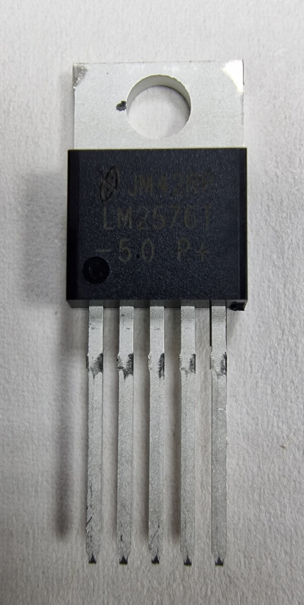 Микросхема LM2576T-5.0