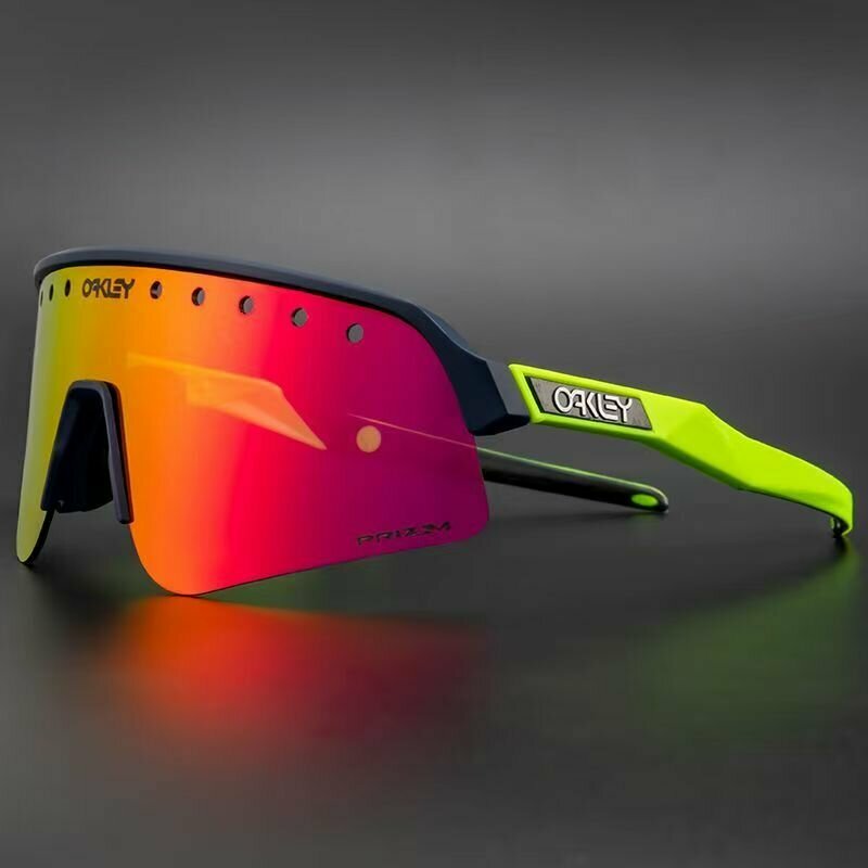 Солнцезащитные очки Oakley