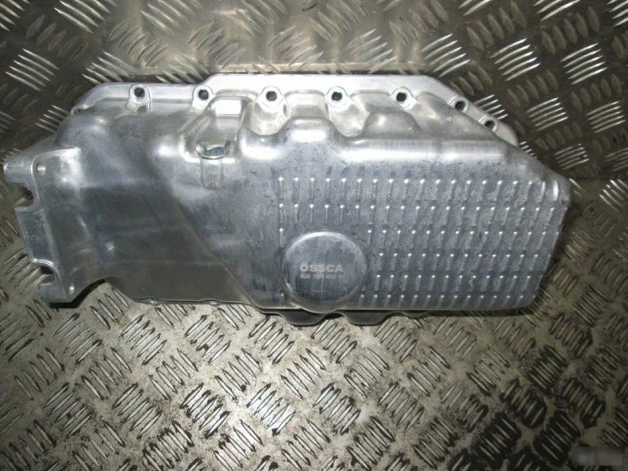 Поддон AEE 036103603P, для Skoda Octavia и Volkswagen Golf, 1 шт