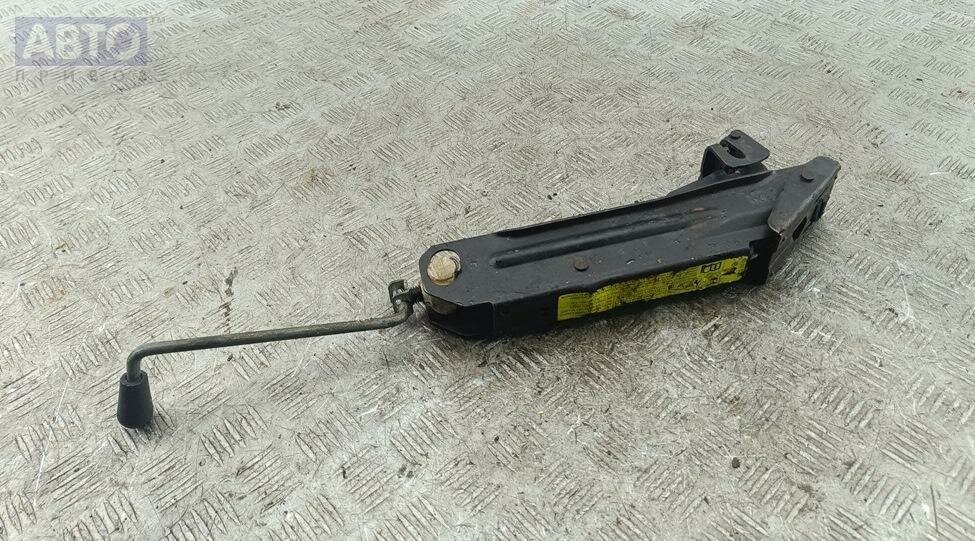 Домкрат Volkswagen Touran