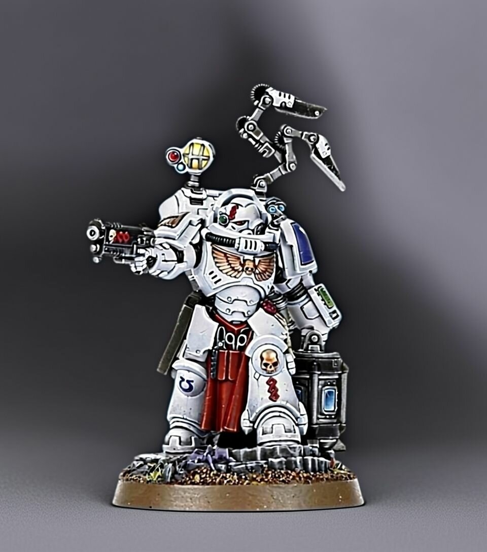 Apothecary Biologus. Апотекарий Биологус. Warhammer 40.000