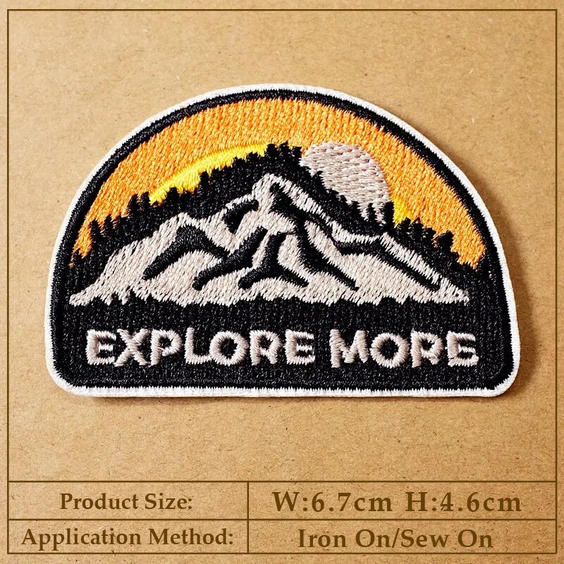 Нашивка "Explore More" с горами, цвет 2, 6.7x4.6 см