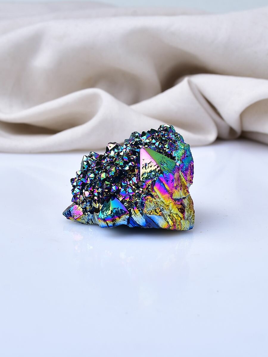 Натуральный камень с цветным покрытием, хрустальная гроздь 20-40г 1 шт декор для дома, коллекция и рукоделие, эффектный акцент в интерьере