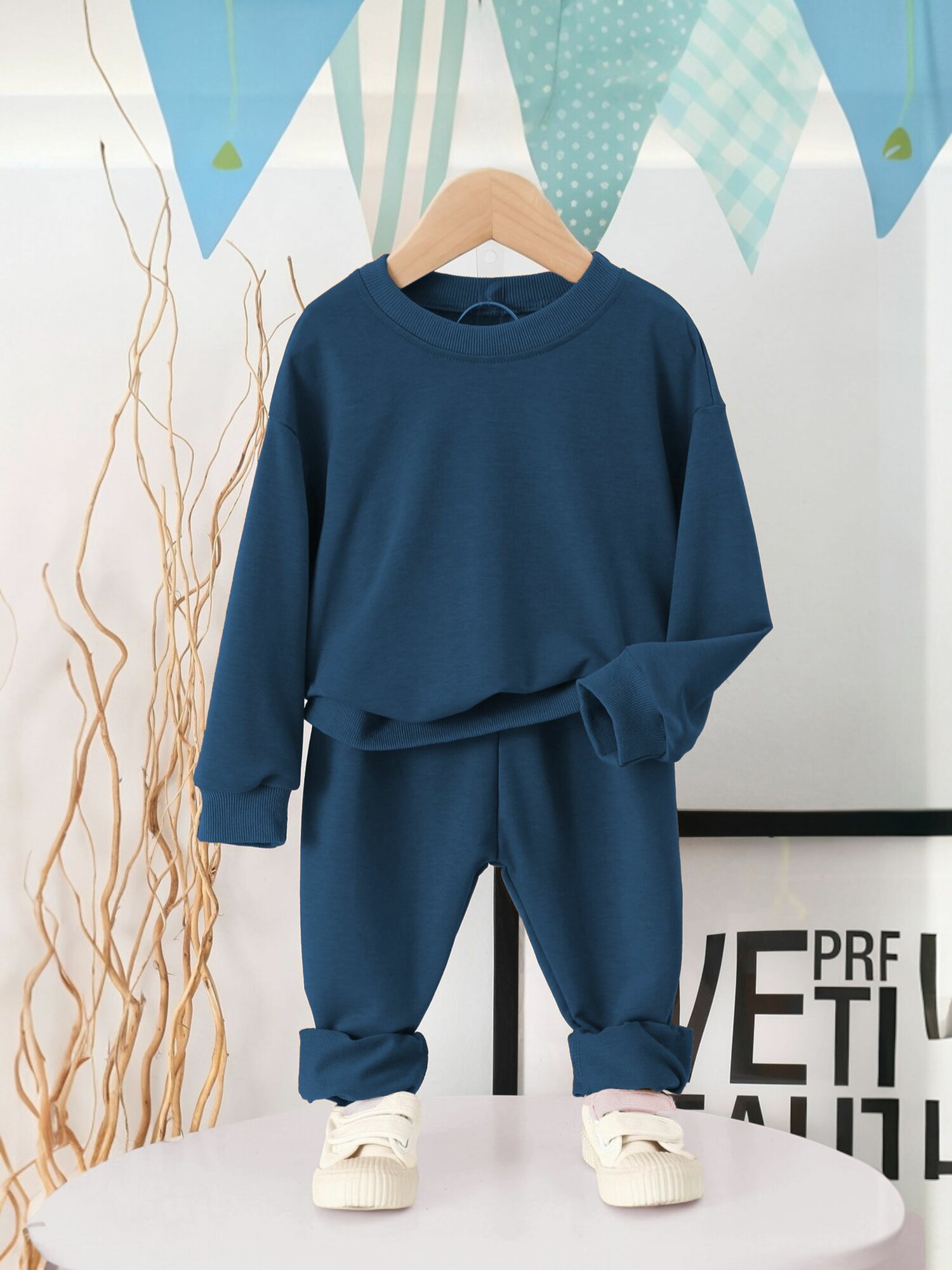 Костюм спортивный