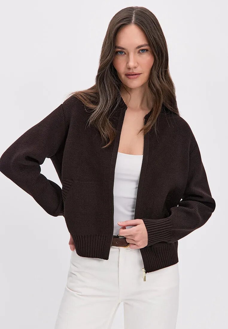 Бомбер Честер