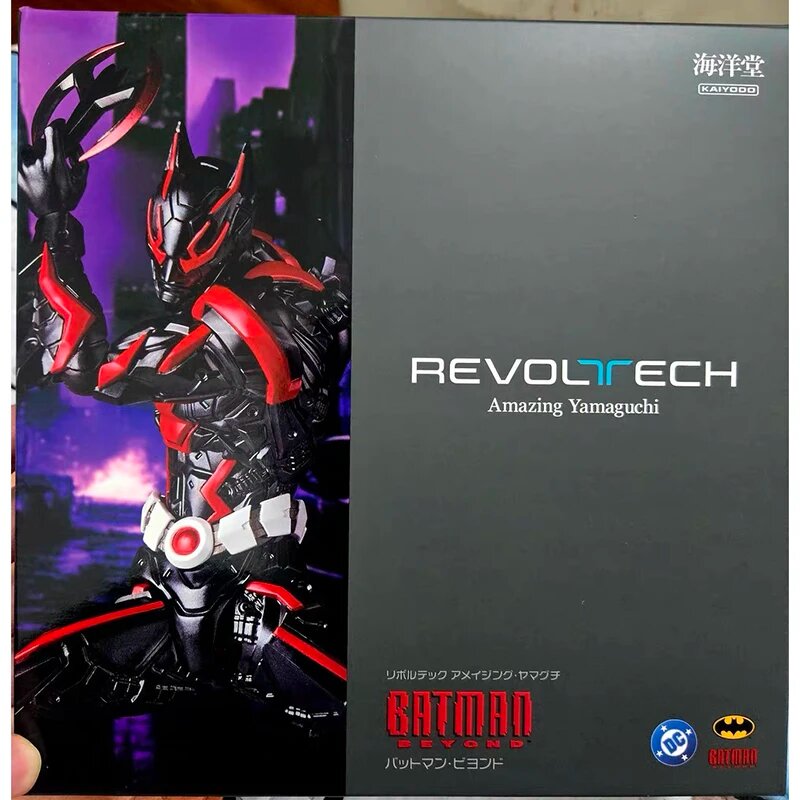 Фигурка Kaiyodo Batman Beyond NR066 Revoltech Amazing Yamaguchi Batman Beyond